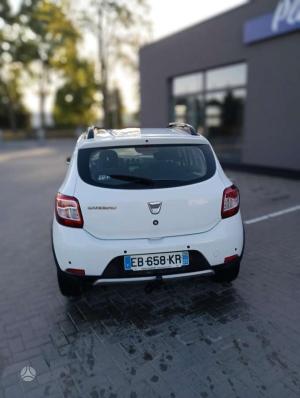 White Dacia Sandero 2016 in Taurage, with an engine capacity of 1.46 L and mileage of 240 thousand km for 3650 €, photo 11 on AUTOMOTO.COM.LV