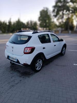 White Dacia Sandero 2016 in Taurage, with an engine capacity of 1.46 L and mileage of 240 thousand km for 3650 €, photo 14 on AUTOMOTO.COM.LV