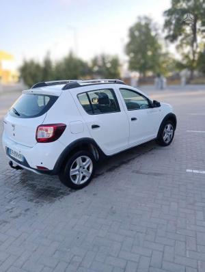 White Dacia Sandero 2016 in Taurage, with an engine capacity of 1.46 L and mileage of 240 thousand km for 3650 €, photo 15 on AUTOMOTO.COM.LV
