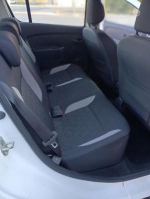 White Dacia Sandero 2016 in Taurage, with an engine capacity of 1.46 L and mileage of 240 thousand km for 3650 €, photo 32 on AUTOMOTO.COM.LV