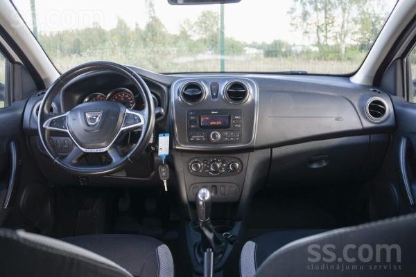 White Dacia Sandero 2019 in Riga, with an engine capacity of 0.90 L and mileage of 147 thousand km for 7290 €, photo 10 on AUTOMOTO.COM.LV