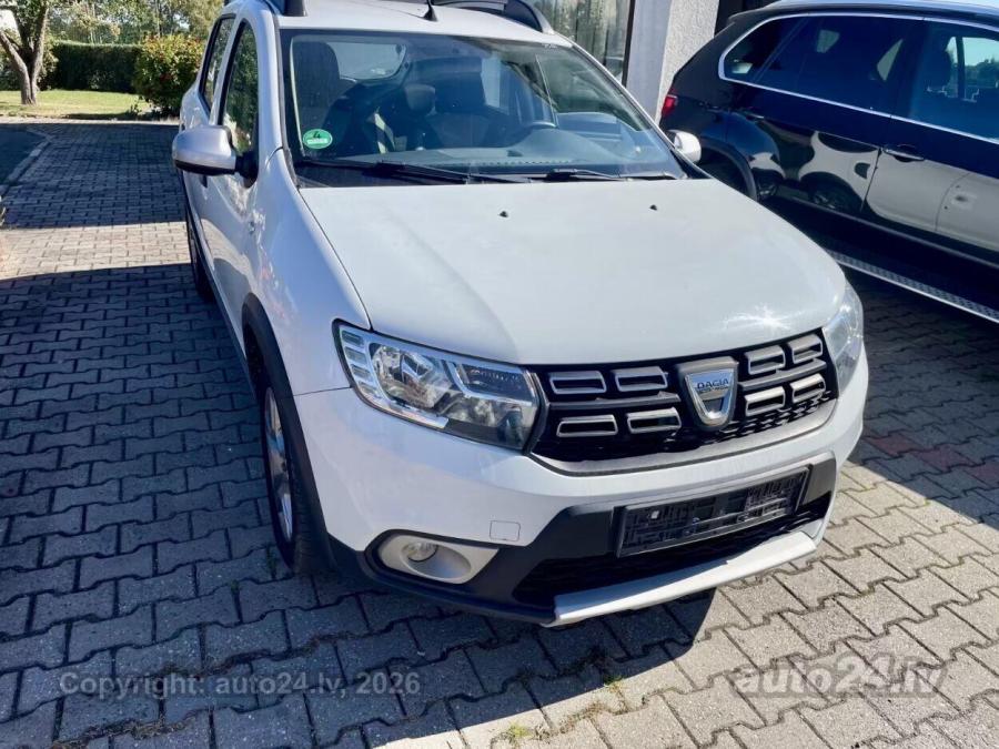 White Dacia Sandero 2019 in Tallinn, with an engine capacity of 0.90 L and mileage of 160 thousand km for 5590 €, photo 1 on AUTOMOTO.COM.LV