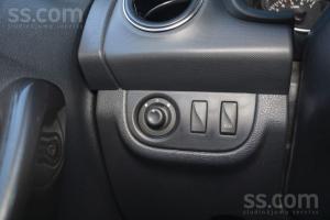 White Dacia Sandero 2019 in Riga, with an engine capacity of 0.90 L and mileage of 147 thousand km for 7290 €, photo 21 on AUTOMOTO.COM.LV