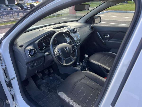 Balts Dacia Sandero 2019 Kauņa, ar dzinēja tilpumu 0.90 L un nobraukumu 67 tūkst. km par 5499 €, foto 9 vietnē AUTOMOTO.COM.LV