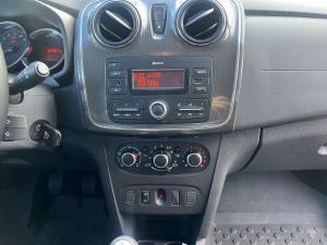 White Dacia Sandero 2019 in Kaunas, with an engine capacity of 0.90 L and mileage of 67 thousand km for 5499 €, photo 15 on AUTOMOTO.COM.LV