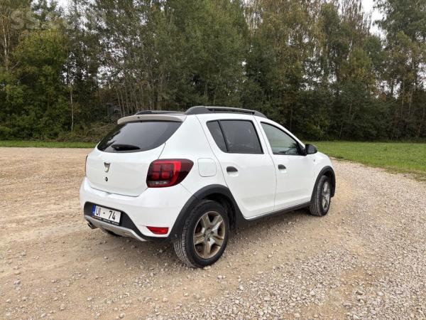 Balts Dacia Sandero 2019 Rīga, ar dzinēja tilpumu 1.00 L un nobraukumu 154 tūkst. km par 5000 €, foto 5 vietnē AUTOMOTO.COM.LV