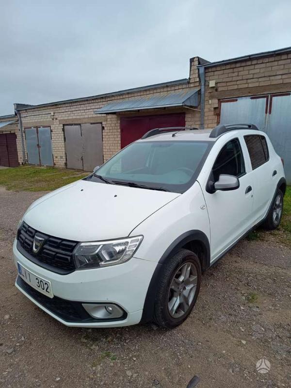Balts Dacia Sandero 2020 Kauņa, ar dzinēja tilpumu 0.90 L un nobraukumu 82 tūkst. km par 4000 €, foto 1 vietnē AUTOMOTO.COM.LV