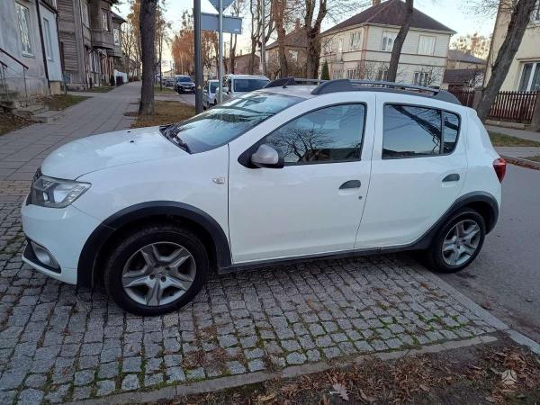 Balts Dacia Sandero 2020 Kauņa, ar dzinēja tilpumu 0.90 L un nobraukumu 82 tūkst. km par 4000 €, foto 2 vietnē AUTOMOTO.COM.LV