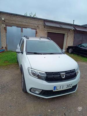 White Dacia Sandero 2020 in Kaunas, with an engine capacity of 0.90 L and mileage of 82 thousand km for 4000 €, photo 4 on AUTOMOTO.COM.LV