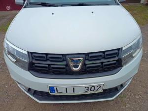 White Dacia Sandero 2020 in Kaunas, with an engine capacity of 0.90 L and mileage of 82 thousand km for 4000 €, photo 5 on AUTOMOTO.COM.LV