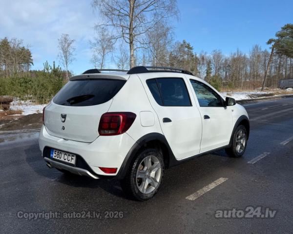 Balts Dacia Sandero 2020 Tallina, ar dzinēja tilpumu 0.00 L un nobraukumu 120 tūkst. km par 5390 €, foto 3 vietnē AUTOMOTO.COM.LV