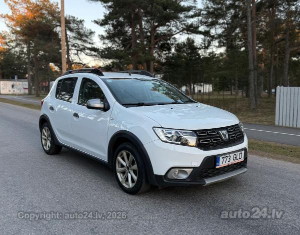 White Dacia Sandero 2020 in Tallinn, with an engine capacity of 0.90 L and mileage of 174 thousand km for 4750 €, photo 5 on AUTOMOTO.COM.LV