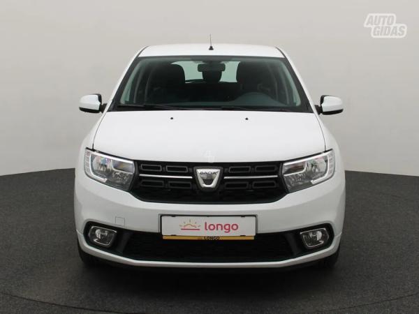 White Dacia Sandero 2020 in Vilnius, with an engine capacity of 1.00 L and mileage of 156 thousand km for 7099 €, photo 3 on AUTOMOTO.COM.LV