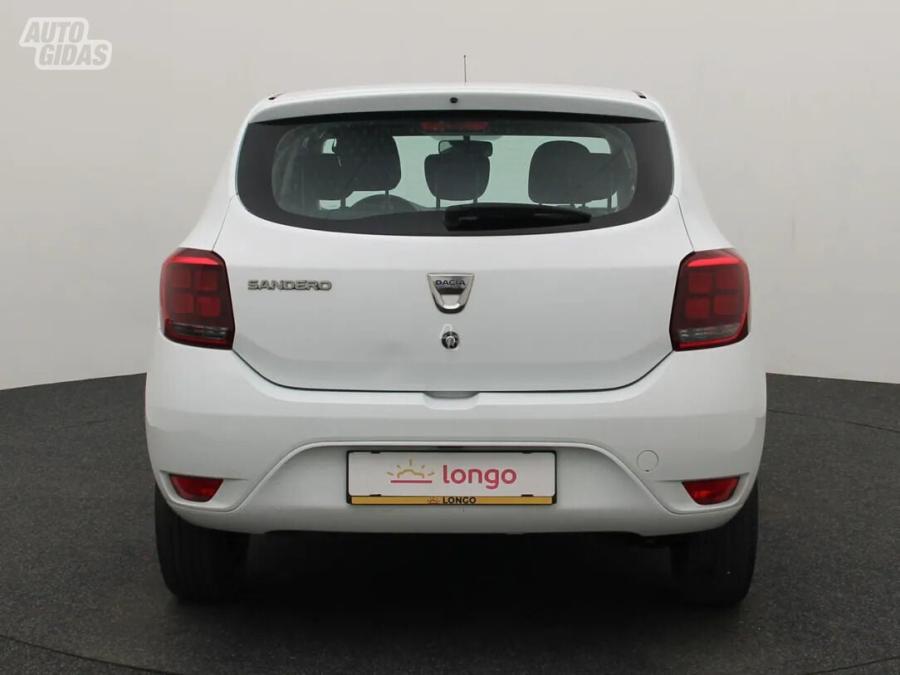 White Dacia Sandero 2020 in Vilnius, with an engine capacity of 1.00 L and mileage of 156 thousand km for 7099 €, photo 6 on AUTOMOTO.COM.LV