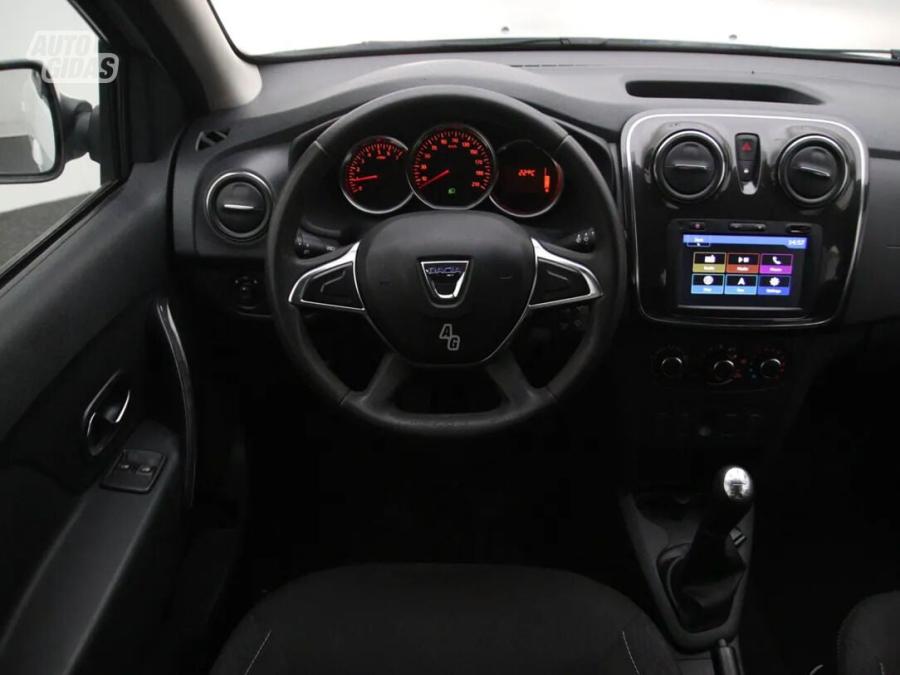 White Dacia Sandero 2020 in Vilnius, with an engine capacity of 1.00 L and mileage of 156 thousand km for 7099 €, photo 18 on AUTOMOTO.COM.LV