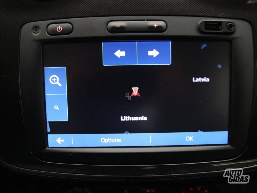 White Dacia Sandero 2020 in Vilnius, with an engine capacity of 1.00 L and mileage of 156 thousand km for 7099 €, photo 25 on AUTOMOTO.COM.LV