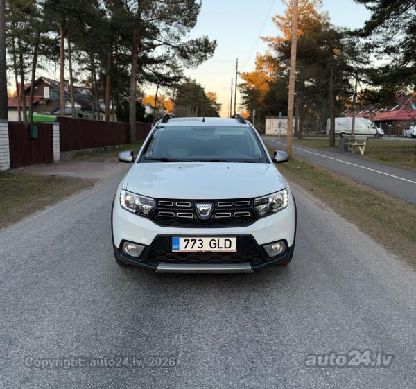 White Dacia Sandero 2020 in Tallinn, with an engine capacity of 0.90 L and mileage of 172 thousand km for 3990 €, photo 8 on AUTOMOTO.COM.LV