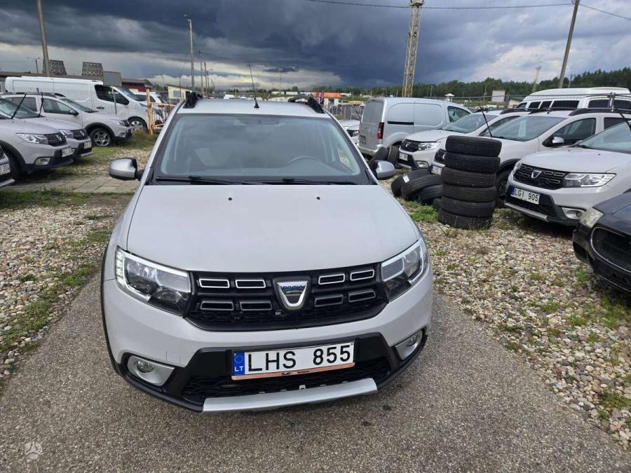 Balts Dacia Sandero 2020 Viļņa, ar dzinēja tilpumu 0.90 L un nobraukumu 100 tūkst. km par 3777 €, foto 10 vietnē AUTOMOTO.COM.LV