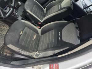 Balts Dacia Sandero 2020 Viļņa, ar dzinēja tilpumu 0.90 L un nobraukumu 100 tūkst. km par 3777 €, foto 14 vietnē AUTOMOTO.COM.LV