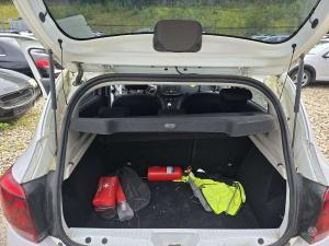 Balts Dacia Sandero 2020 Viļņa, ar dzinēja tilpumu 0.90 L un nobraukumu 100 tūkst. km par 3777 €, foto 18 vietnē AUTOMOTO.COM.LV