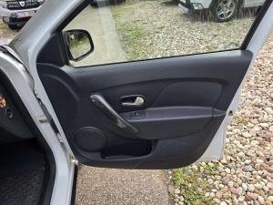 Balts Dacia Sandero 2020 Viļņa, ar dzinēja tilpumu 0.90 L un nobraukumu 100 tūkst. km par 3777 €, foto 22 vietnē AUTOMOTO.COM.LV