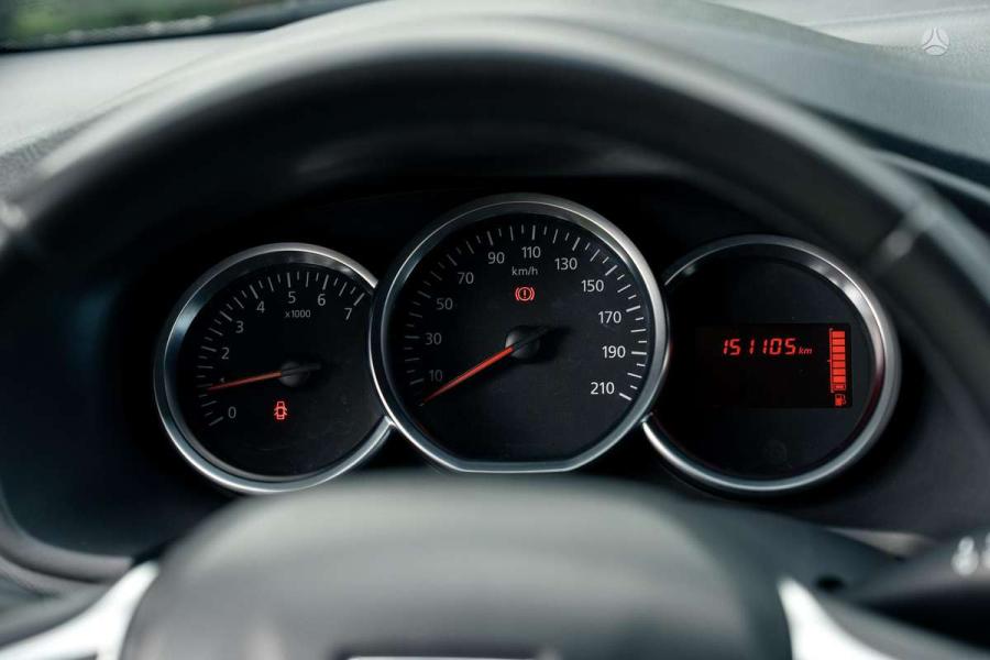 Balts Dacia Sandero 2020 Kretinga, ar dzinēja tilpumu 0.90 L un nobraukumu 151 tūkst. km par 3999 €, foto 9 vietnē AUTOMOTO.COM.LV
