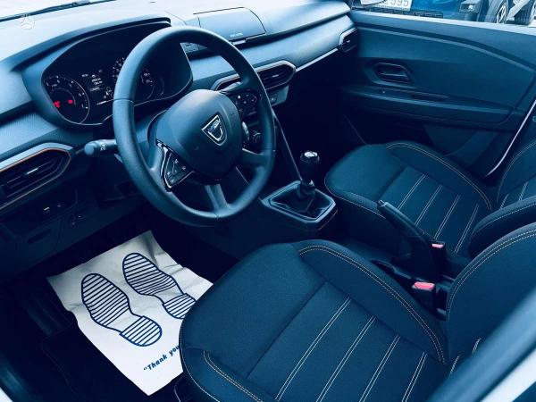 Balts Dacia Sandero 2021 Viļņa, ar dzinēja tilpumu 1.00 L un nobraukumu 68 tūkst. km par 10500 €, foto 6 vietnē AUTOMOTO.COM.LV