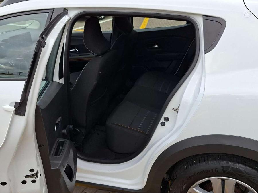 Balts Dacia Sandero 2021 Viļņa, ar dzinēja tilpumu 1.00 L un nobraukumu 60 tūkst. km par 11500 €, foto 9 vietnē AUTOMOTO.COM.LV
