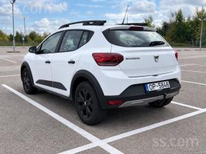 Balts Dacia Sandero 2021 Daugavpils, ar dzinēja tilpumu 1.00 L un nobraukumu 0 tūkst. km par 8900 €, foto 5 vietnē AUTOMOTO.COM.LV