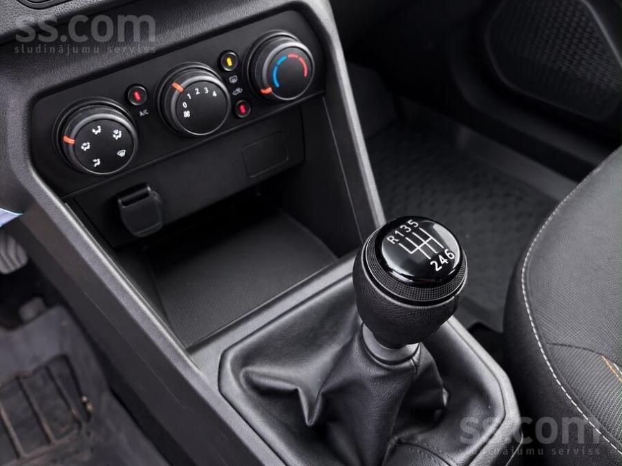 Balts Dacia Sandero 2021 Daugavpils, ar dzinēja tilpumu 1.00 L un nobraukumu 0 tūkst. km par 8900 €, foto 10 vietnē AUTOMOTO.COM.LV