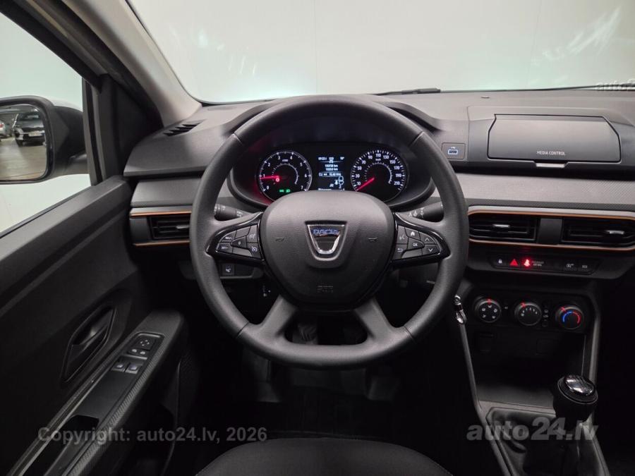 White Dacia Sandero 2022 in Tallinn, with an engine capacity of 1.00 L and mileage of 155 thousand km for 7900 €, photo 12 on AUTOMOTO.COM.LV