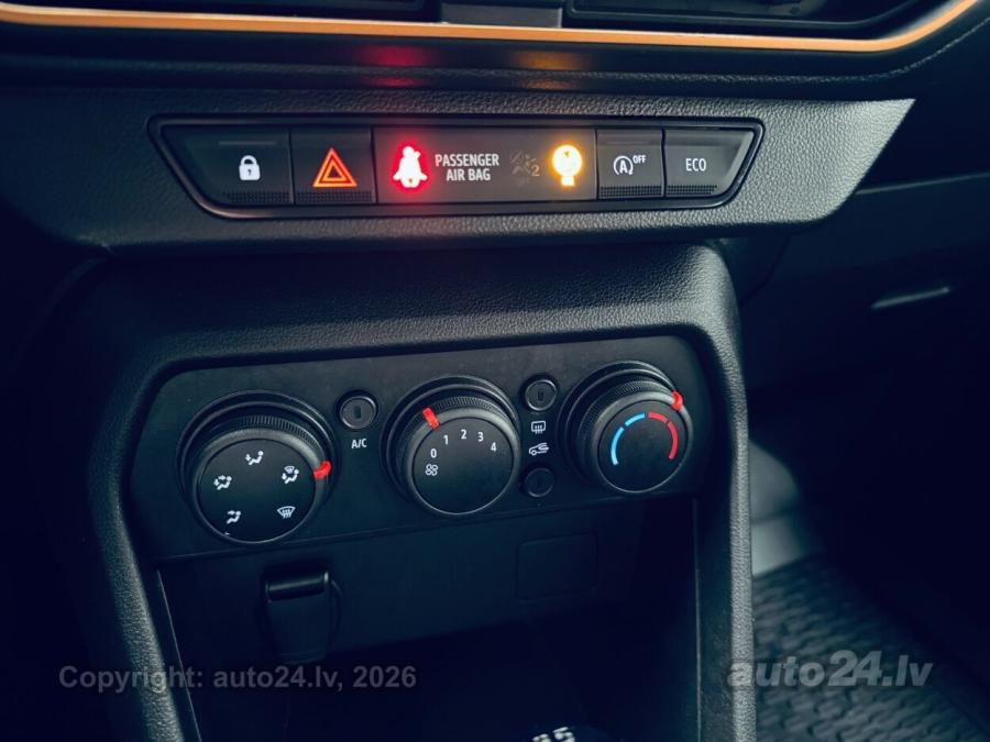 White Dacia Sandero 2022 in Tallinn, with an engine capacity of 1.00 L and mileage of 130 thousand km for 8400 €, photo 8 on AUTOMOTO.COM.LV