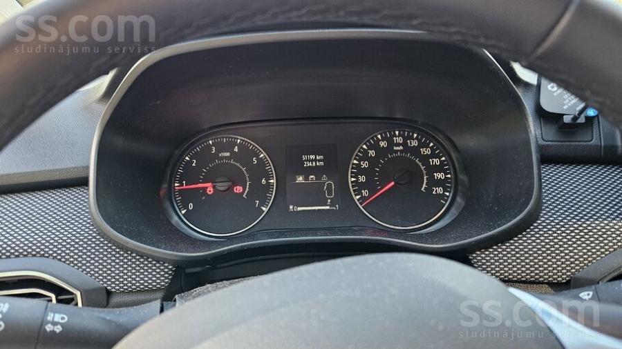 White Dacia Sandero 2022 in Riga, with an engine capacity of 1.00 L and mileage of 51 thousand km for 9250 €, photo 12 on AUTOMOTO.COM.LV