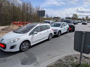 Balts Dacia Sandero 2022 Rīga, ar dzinēja tilpumu 1.00 L un nobraukumu 56 tūkst. km par 4000 €, foto 3 vietnē AUTOMOTO.COM.LV