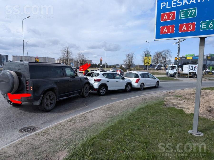 Balts Dacia Sandero 2022 Rīga, ar dzinēja tilpumu 1.00 L un nobraukumu 56 tūkst. km par 4000 €, foto 5 vietnē AUTOMOTO.COM.LV
