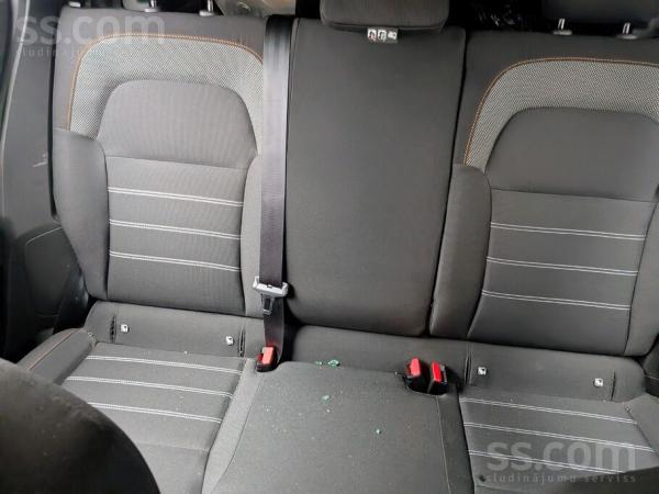 White Dacia Sandero 2022 in Riga, with an engine capacity of 1.00 L and mileage of 56 thousand km for 4000 €, photo 5 on AUTOMOTO.COM.LV