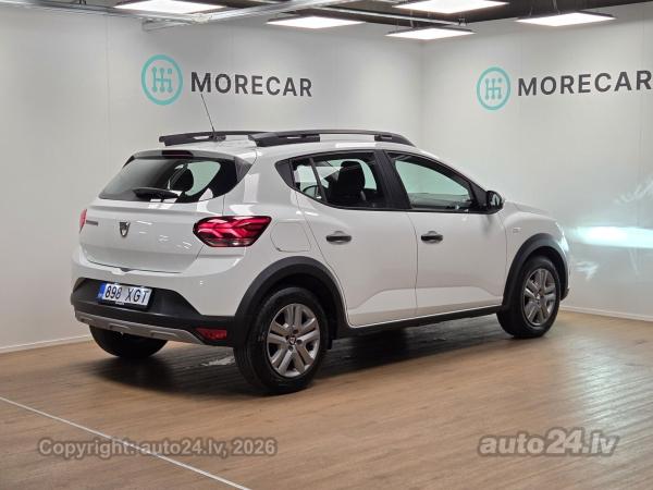 Balts Dacia Sandero 2022 Tallina, ar dzinēja tilpumu 1.00 L un nobraukumu 76 tūkst. km par 8900 €, foto 4 vietnē AUTOMOTO.COM.LV