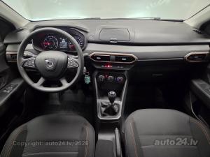 White Dacia Sandero 2022 in Tallinn, with an engine capacity of 1.00 L and mileage of 76 thousand km for 8900 €, photo 8 on AUTOMOTO.COM.LV