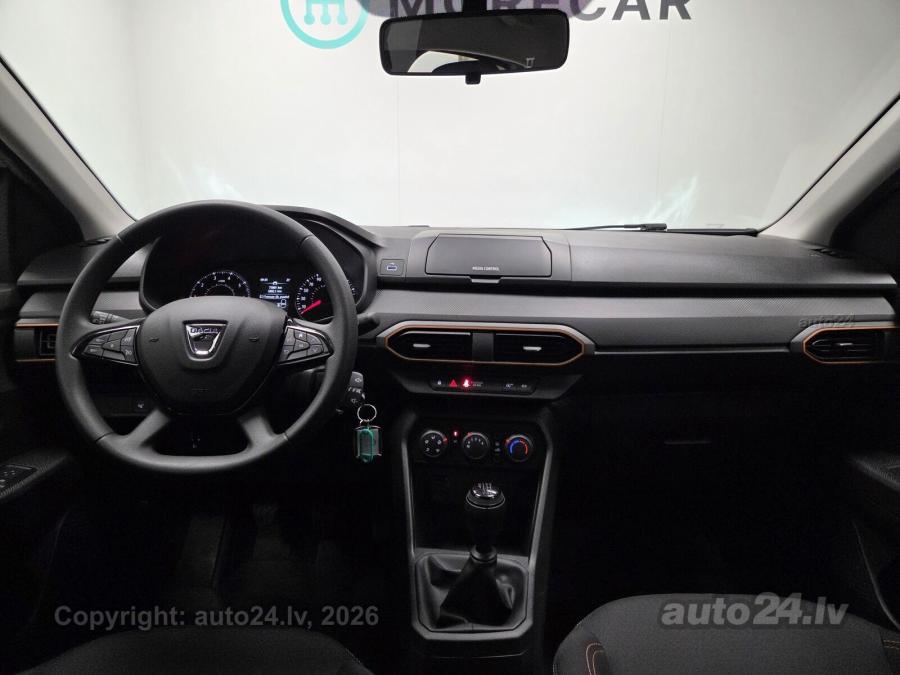 White Dacia Sandero 2022 in Tallinn, with an engine capacity of 1.00 L and mileage of 76 thousand km for 8900 €, photo 9 on AUTOMOTO.COM.LV
