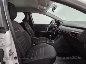 White Dacia Sandero 2022 in Tallinn, with an engine capacity of 1.00 L and mileage of 76 thousand km for 8900 €, photo 15 on AUTOMOTO.COM.LV