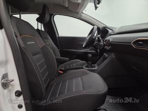 Balts Dacia Sandero 2022 Tallina, ar dzinēja tilpumu 1.00 L un nobraukumu 106 tūkst. km par 8400 €, foto 15 vietnē AUTOMOTO.COM.LV
