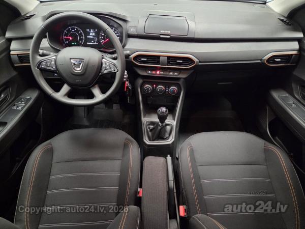 Balts Dacia Sandero 2022 Tallina, ar dzinēja tilpumu 1.00 L un nobraukumu 77 tūkst. km par 8900 €, foto 8 vietnē AUTOMOTO.COM.LV