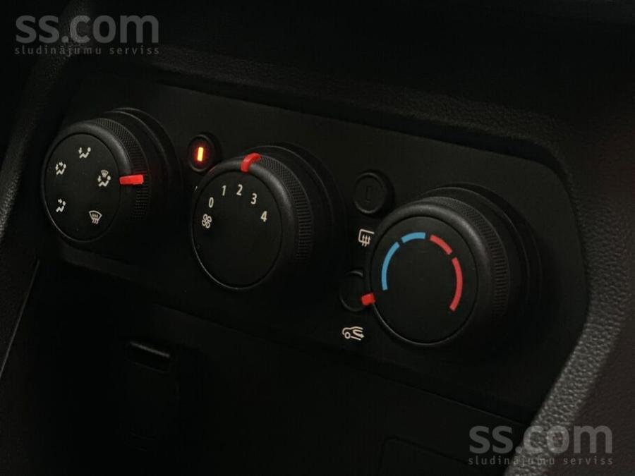 Balts Dacia Sandero 2022 Cēsis, ar dzinēja tilpumu 1.00 L un nobraukumu 57 tūkst. km par 9900 €, foto 25 vietnē AUTOMOTO.COM.LV