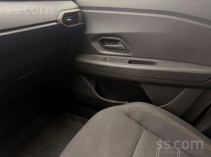 Balts Dacia Sandero 2022 Rīga, ar dzinēja tilpumu 1.00 L un nobraukumu 45 tūkst. km par 8990 €, foto 14 vietnē AUTOMOTO.COM.LV