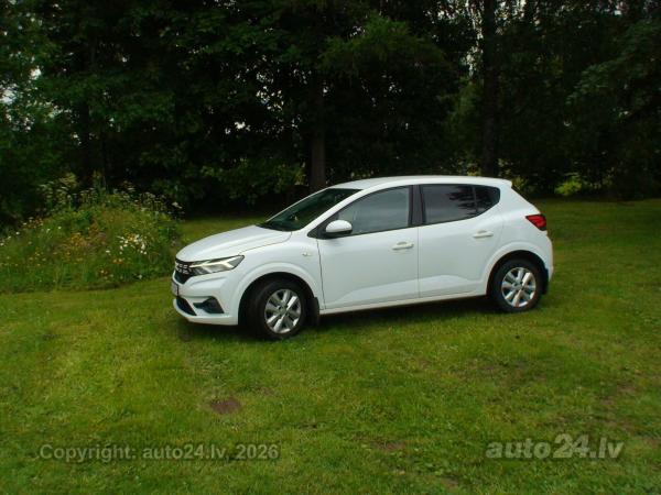 White Dacia Sandero 2023 in Rakvere, with an engine capacity of 1.00 L and mileage of 38 thousand km for 11600 €, photo 8 on AUTOMOTO.COM.LV