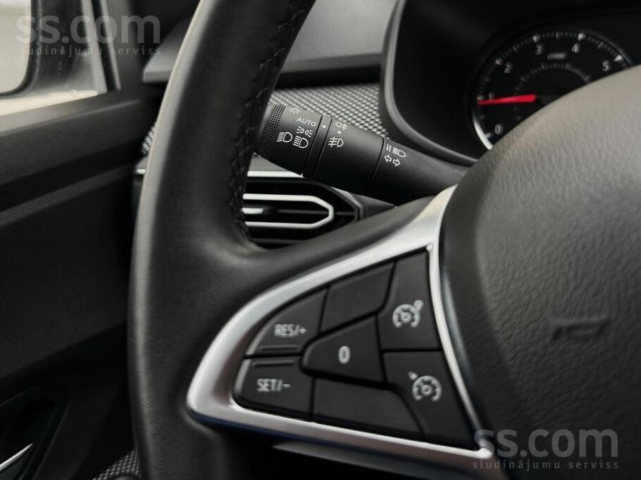 Balts Dacia Sandero 2023 Rīga, ar dzinēja tilpumu 1.00 L un nobraukumu 42 tūkst. km par 10950 €, foto 12 vietnē AUTOMOTO.COM.LV