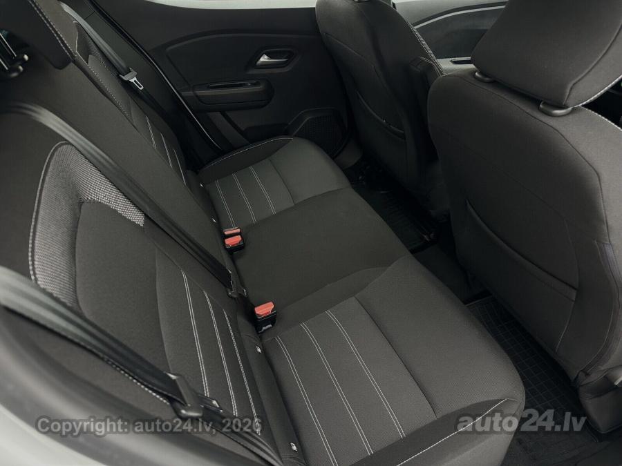 Balts Dacia Sandero 2023 Rīga, ar dzinēja tilpumu 1.00 L un nobraukumu 42 tūkst. km par 10200 €, foto 19 vietnē AUTOMOTO.COM.LV