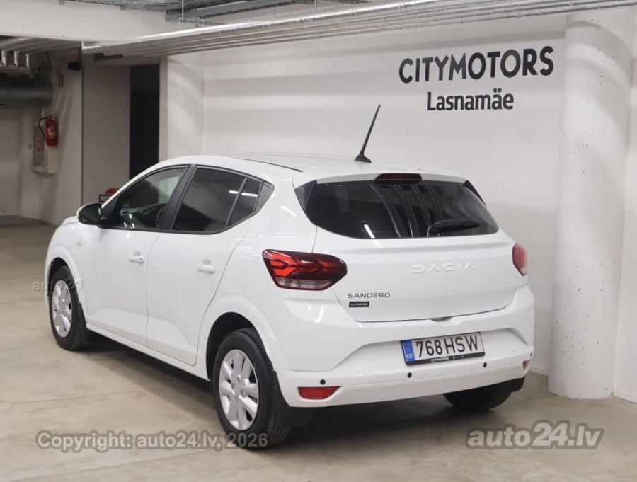 Balts Dacia Sandero 2023 Tallina, ar dzinēja tilpumu 1.00 L un nobraukumu 38 tūkst. km par 10900 €, foto 4 vietnē AUTOMOTO.COM.LV