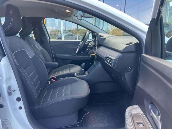 Balts Dacia Sandero 2023 Panevēža, ar dzinēja tilpumu 1.00 L un nobraukumu 41 tūkst. km par 12700 €, foto 8 vietnē AUTOMOTO.COM.LV