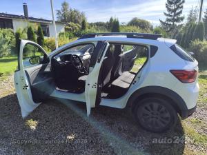 White Dacia Sandero 2023 in Parnu, with an engine capacity of 1.00 L and mileage of 83 thousand km for 8900 €, photo 22 on AUTOMOTO.COM.LV
